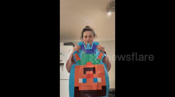 Exclusive: Mum left red-faced thanks to son's Minecraft birthday ...