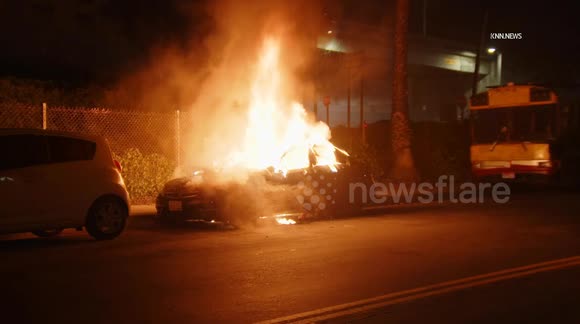 US, Los Angeles: Hollywood Car Fire - Buy, Sell or Upload Video Content ...