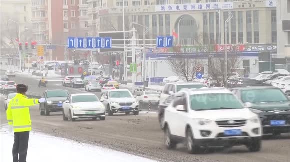 China: Snow impacts traffic in Xinjiang as work resumes after Spring ...
