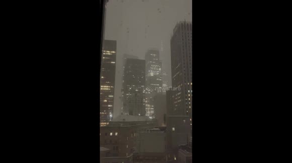 Thundersnow and blizzard during massive winter storm in New York, USA ...