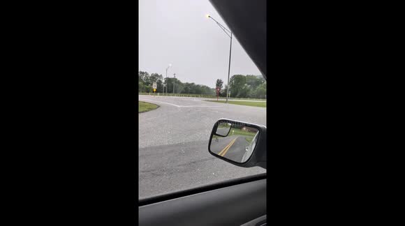 US: Hail Storm Causes Damage, Over 10,000 Power Outages in Springfield ...