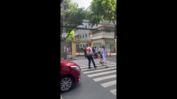 Dancing traffic cop entertains drivers in the Philippines - Buy, Sell ...